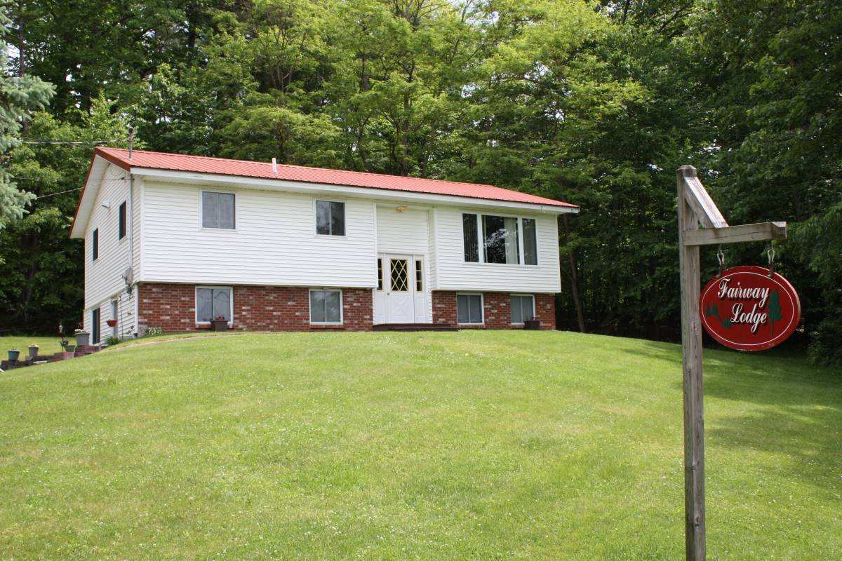 The Lodge | Sunny Hill Resort & Golf Course