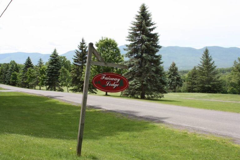 The Lodge | Sunny Hill Resort & Golf Course